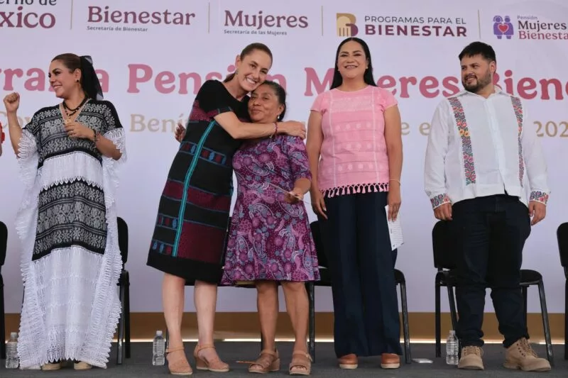 Al cumplir 60: Pensión Mujeres Bienestar universal para todas las ...